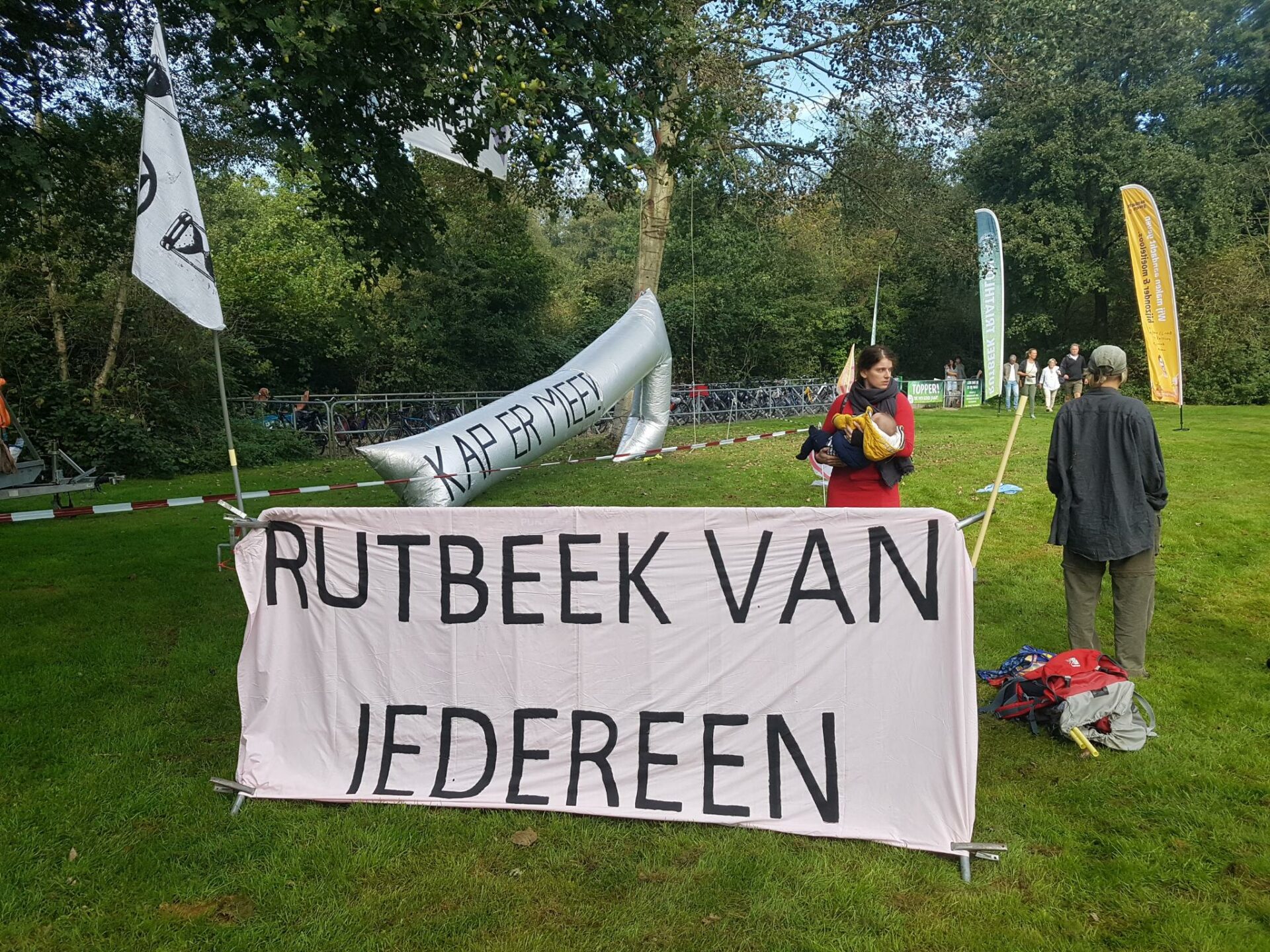 XR Twente in actie tegen natuurverwoesting: "Rutbeek van iedereen ...