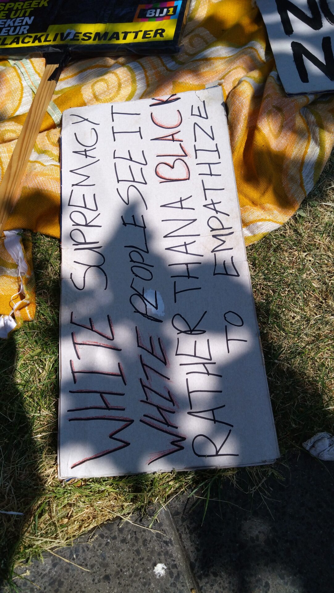 Lisa McCray: “Witte, rijke mensen blijken boven de wet te staan ...