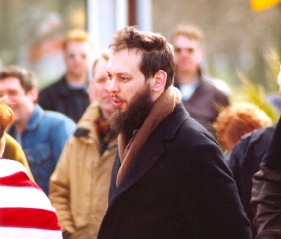 Wat schrijft rechts?